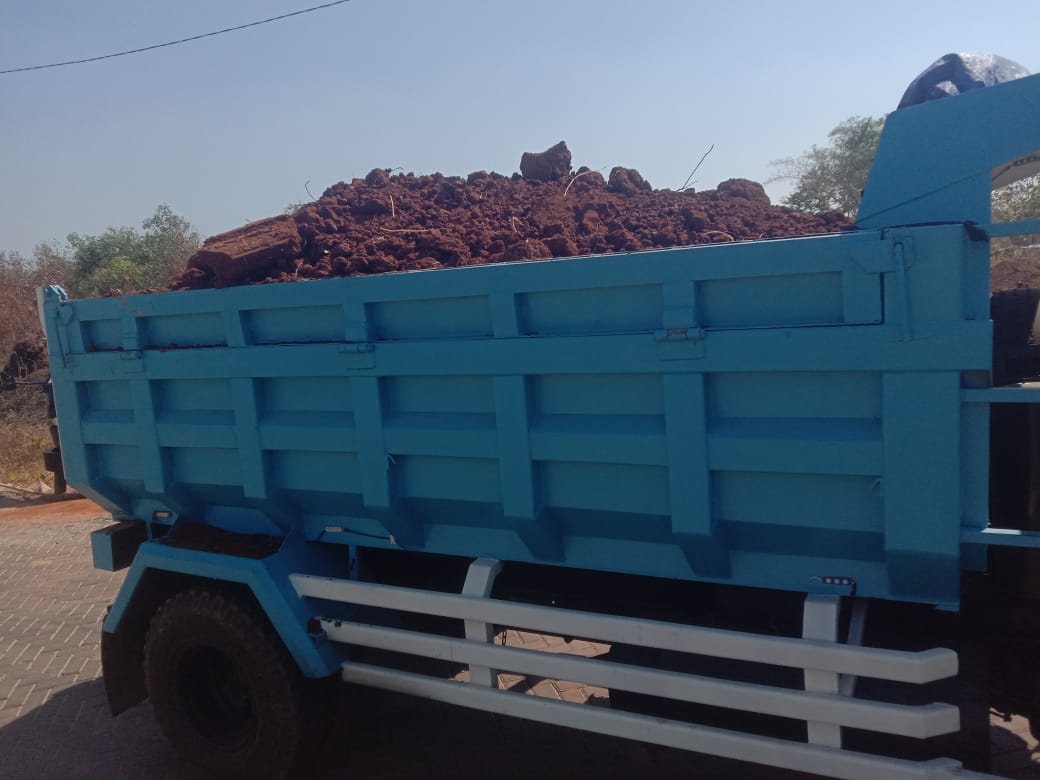Jual Tanah Urug, Limestone, Puing & Pasir Bangunan Jember