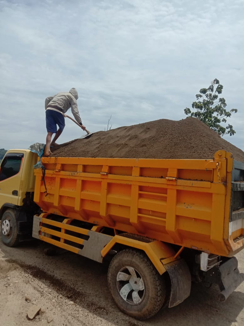 Jual Tanah Urug, Limestone dan Pasir Bangunan Bali